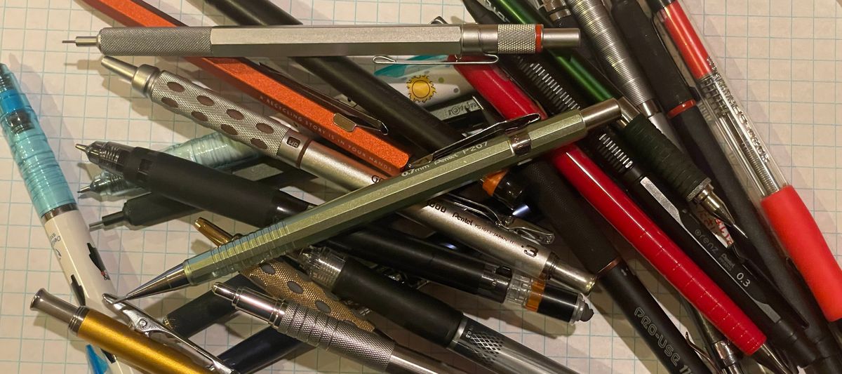 Mechanical pencil collection store